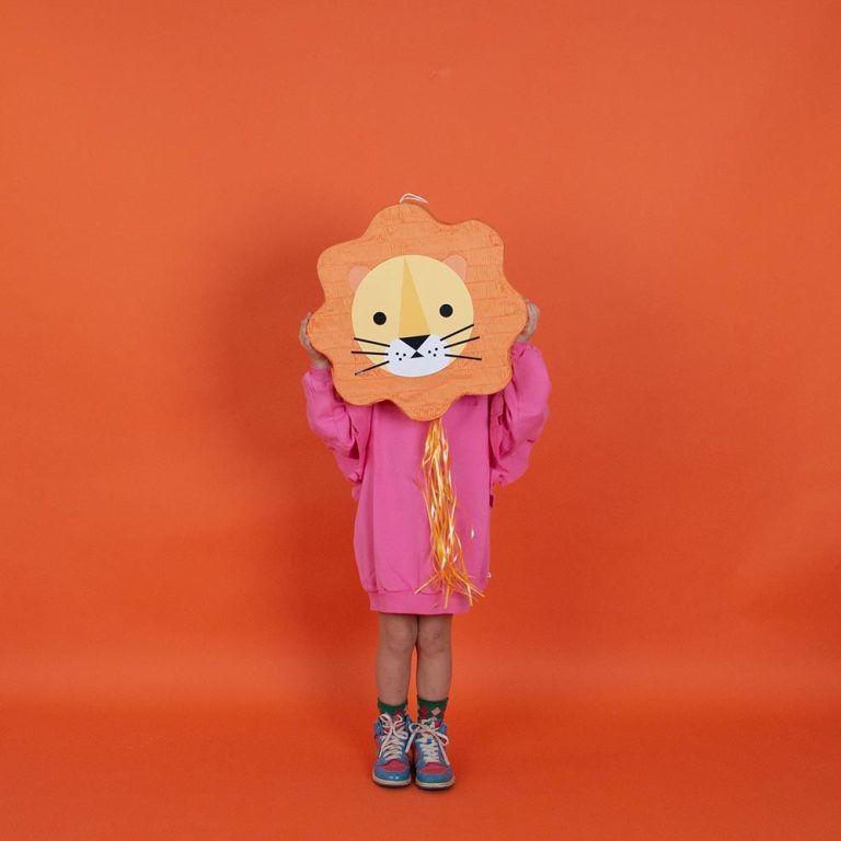 Leading Custom Pinatas Factory - SUNBEAUTY